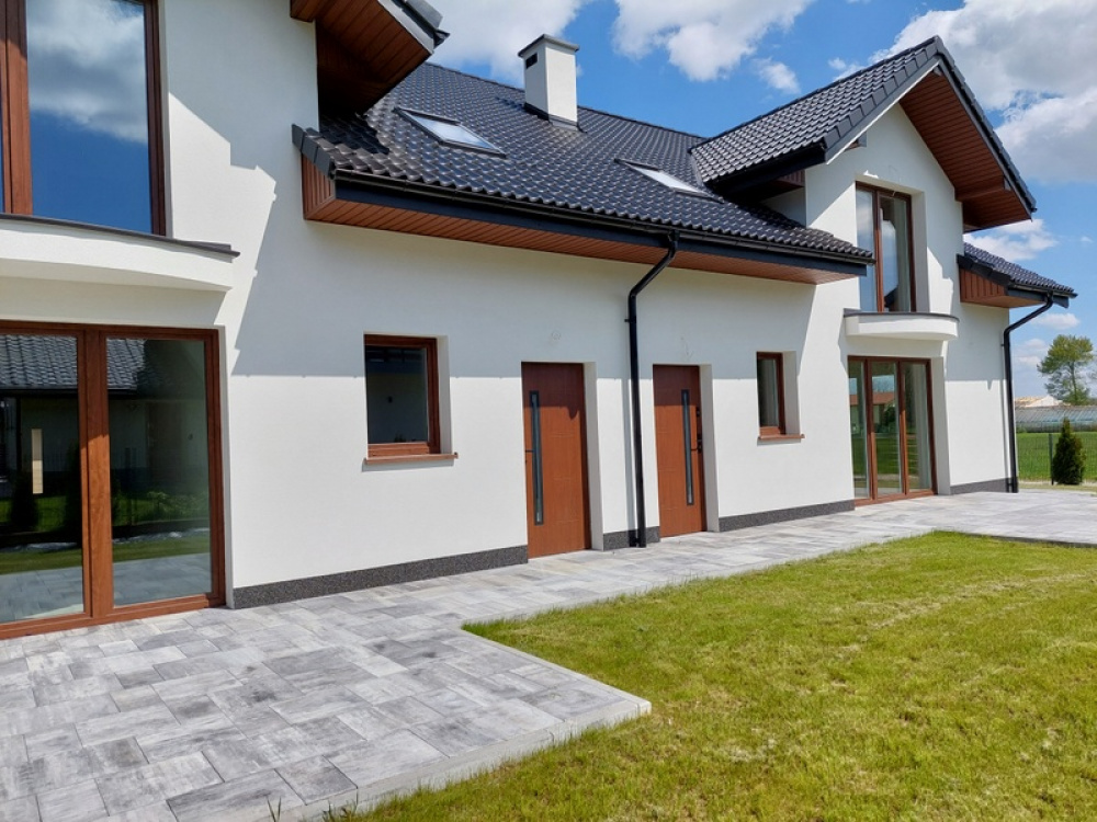 Nieruchomości > Sprzedam > Dom